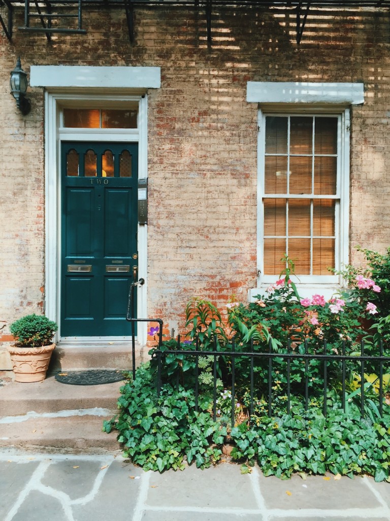 A Time Capsule Alleyway in Greenwich Village - New York on My Mind